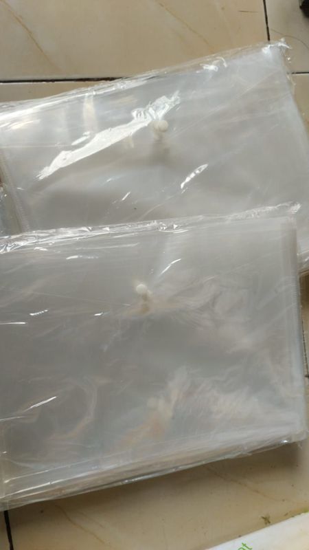 MAP Kancing Plastik - Putih