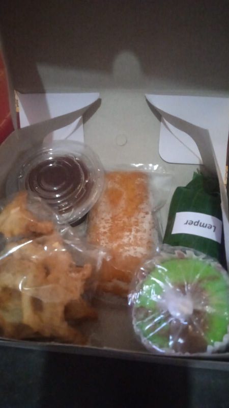 Paket Snack Box - 20 Ribu