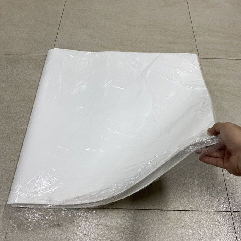 Kertas Saring Laboratorium 60 x 60 cm (20-25µm)