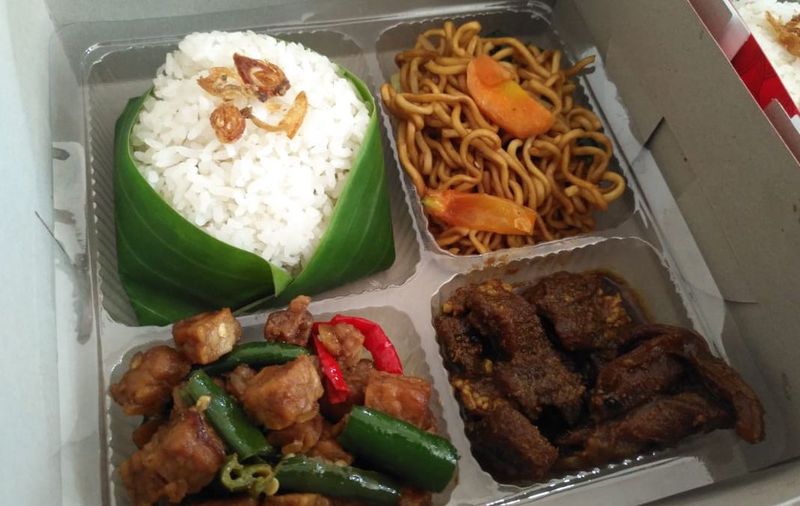Nasi Box Rempelo Ati