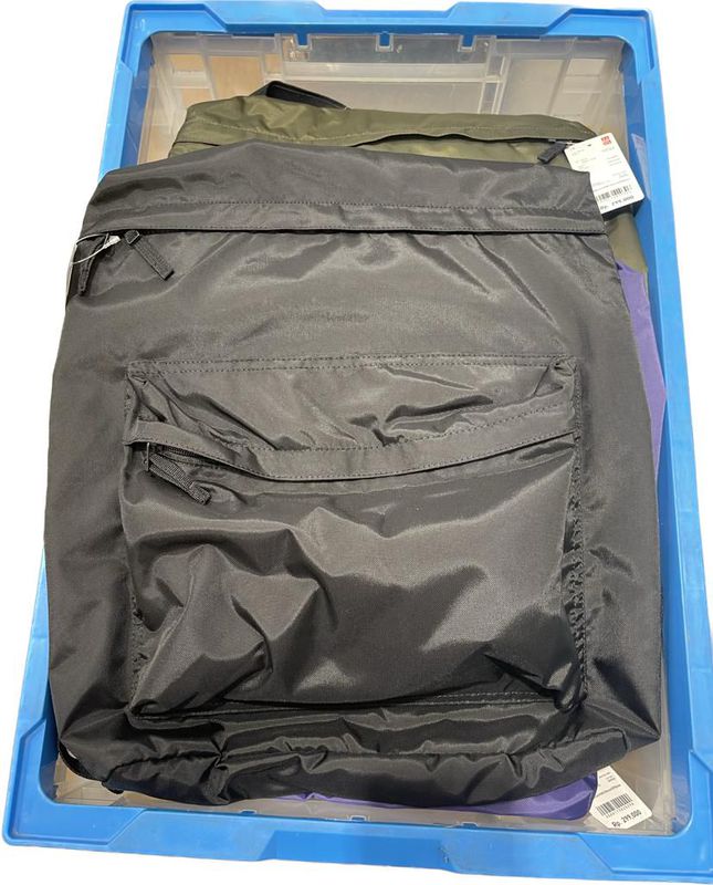 TAS DRYBAG UNIQLO