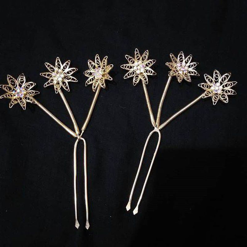 Asesoris sanggul kembang goyang susun 3