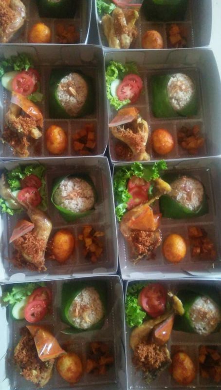 Paket Nasi Box (Nasi Kebuli, Ayam/Daging, Telur Balado, Sayur, Kentang ...