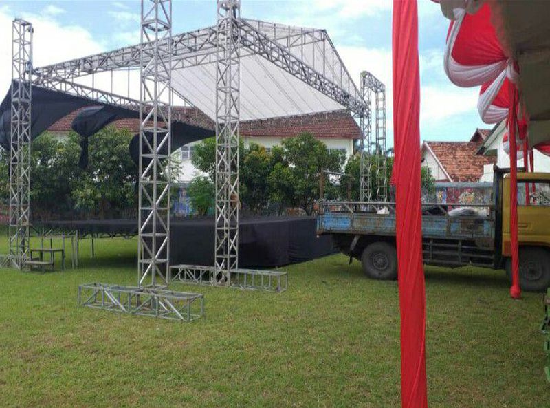 SEWA PANGGUNG RIGGING
