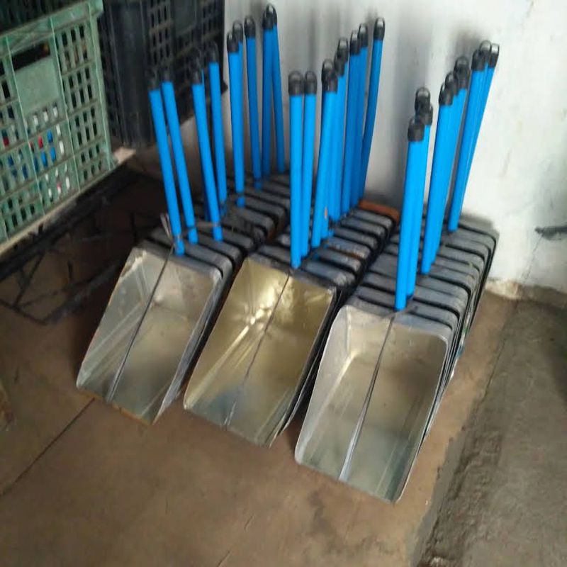 Pengki Serok Sampah Kaleng