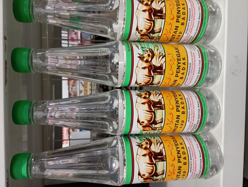 Larutan cap kaki tiga