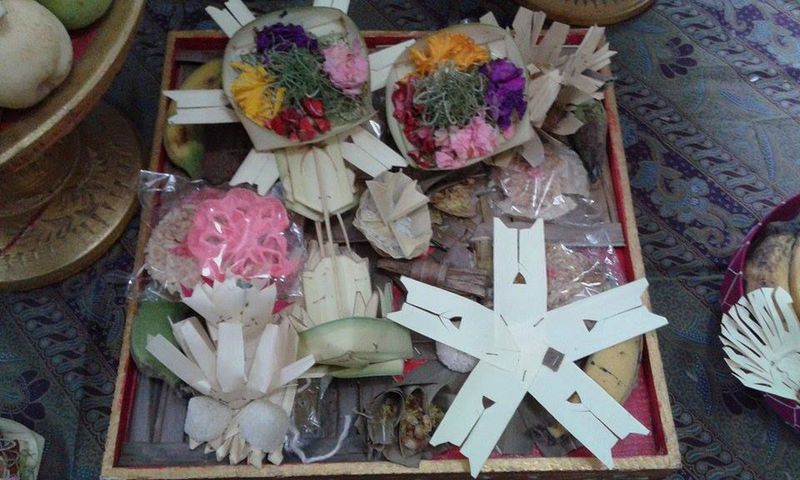 Banten Tumpeng Lima / Paket