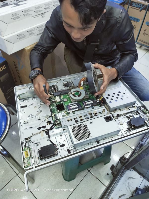 pemeliharaan dan service komputer ( AIO,Dekstop,Laptop,thinClient,Dll )