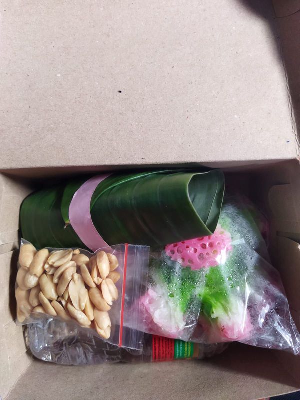 Paket Kue Box (Custom)