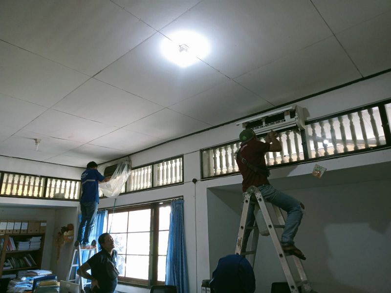 Jasa Claning AC Split/ AC Duckting