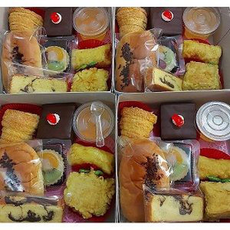 Aneka Kue Jajanan Pasar (Snack Box) untuk resepsi, rapat, pertemuan