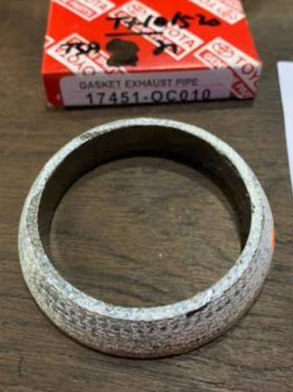Paking/gasket Exhaust/knalpot Type mobil Hilux bensin