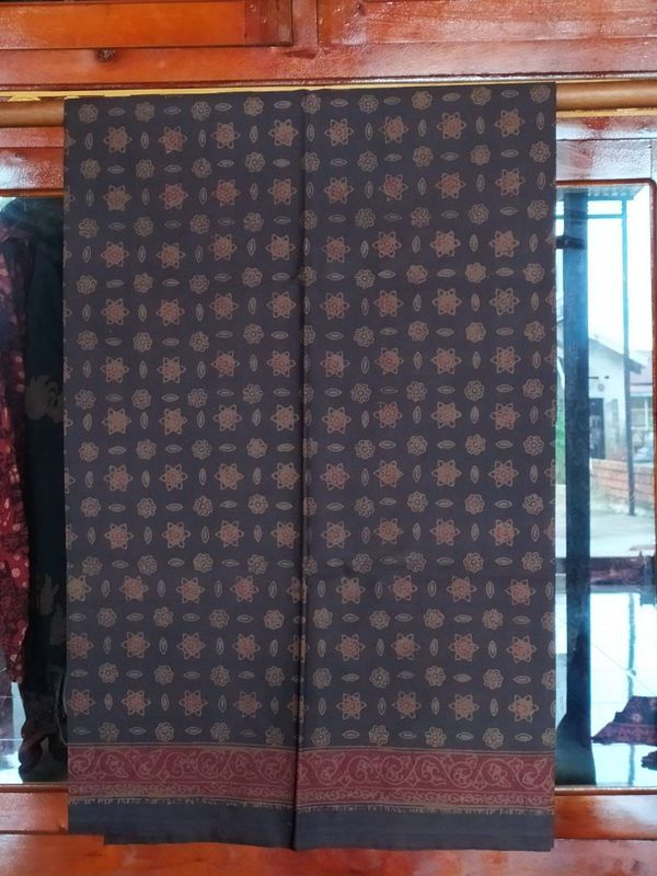Batik khas Jambi Motif Bunga Melati