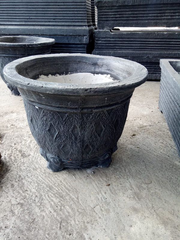 Pot Tanaman Batu Bulat