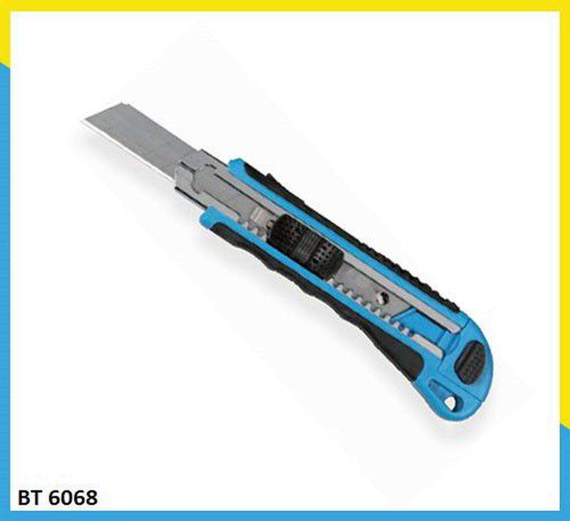 BERENT Cutter Besar 18 mm