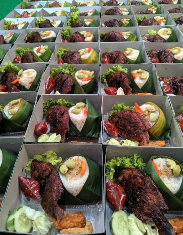 NASI KOTAK - Ayam Goreng