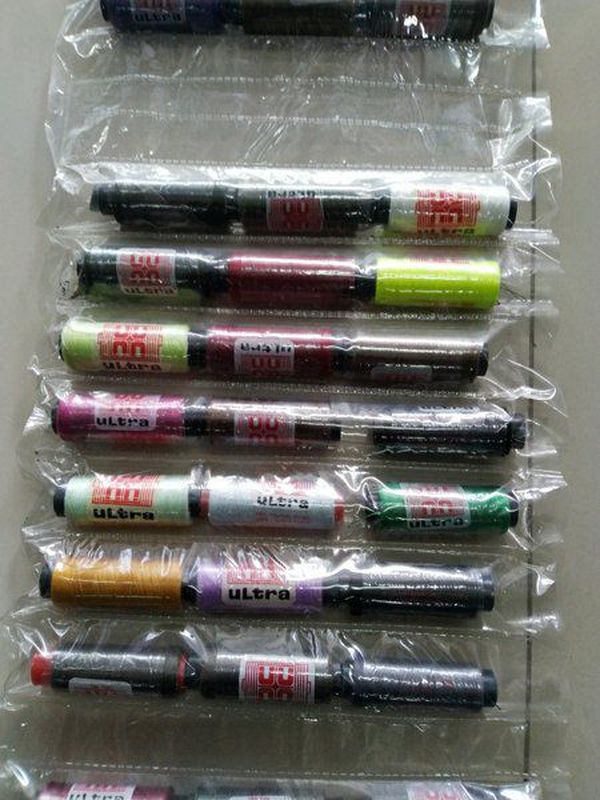 Benang Jahit Spesifikasi : Ulitera - Merah