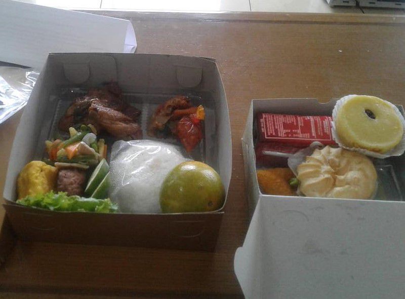 Paket Nasi Dus & Snack