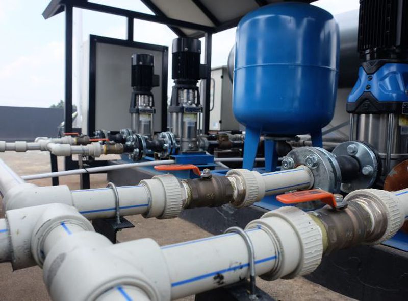 Jasa Pemeliharaan Panel Control Pompa Booster