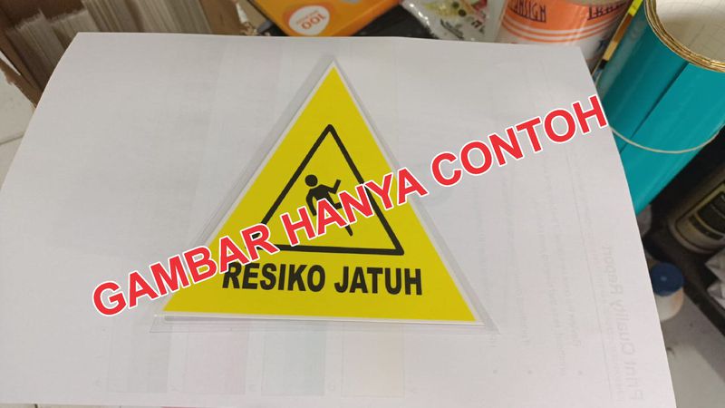 Tanda Peringatan Resiko Jatuh