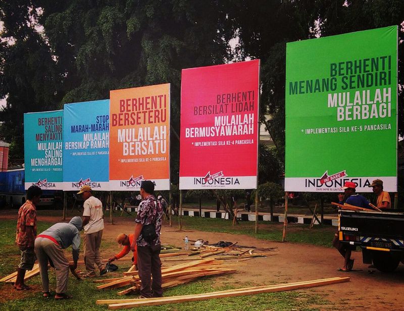spanduk baliho besar 300x600cm