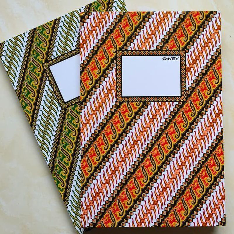 BUKU FOLIO OKEY 100LBR