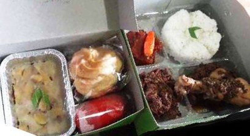 Paket Nasi Box, Snack Box, dan Minum