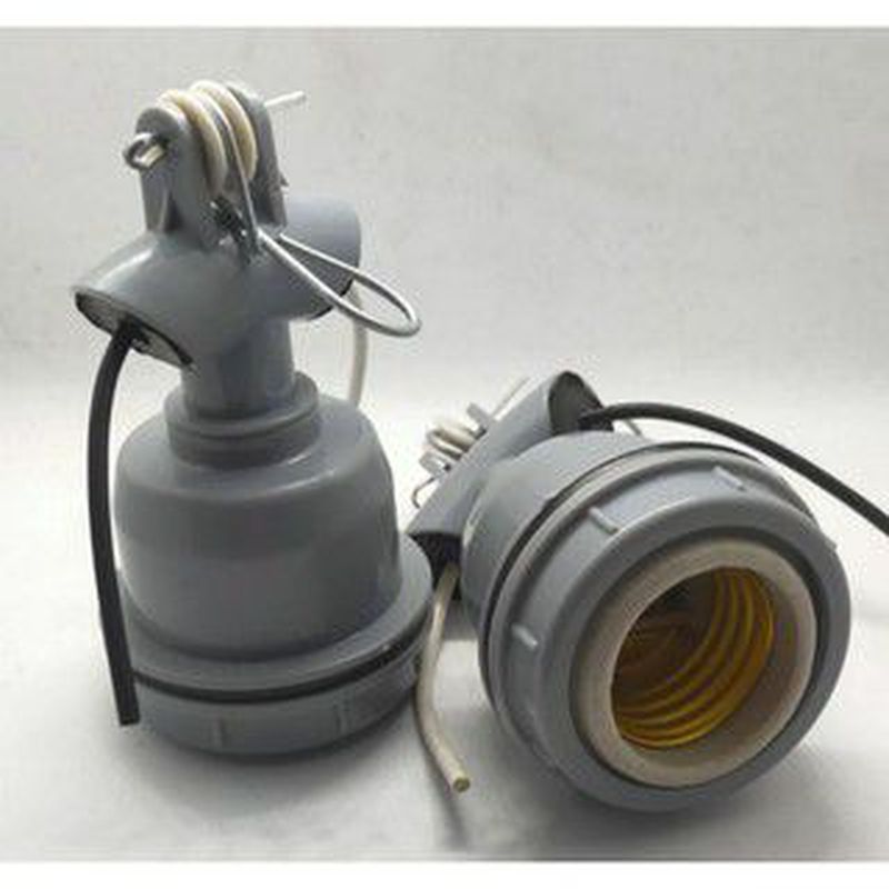 Fitting Lampu Outdoor+Kap