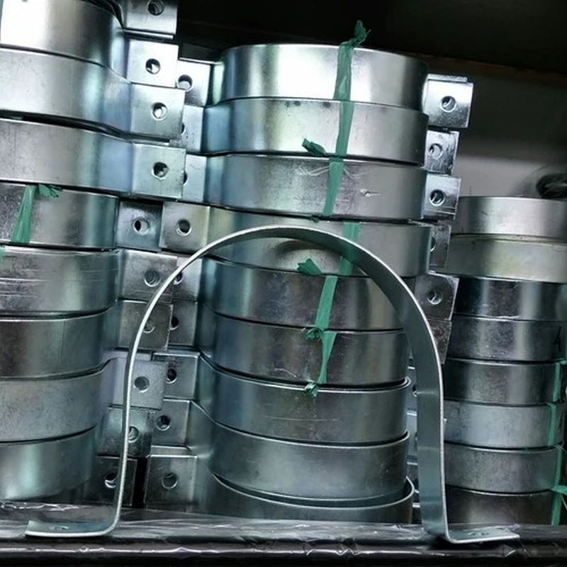 Klem pipa Besi Galvanish 4 Inch