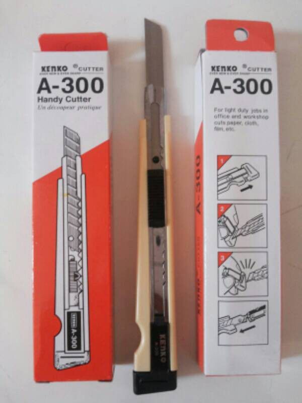 Cutter kecil A300 merk kenko