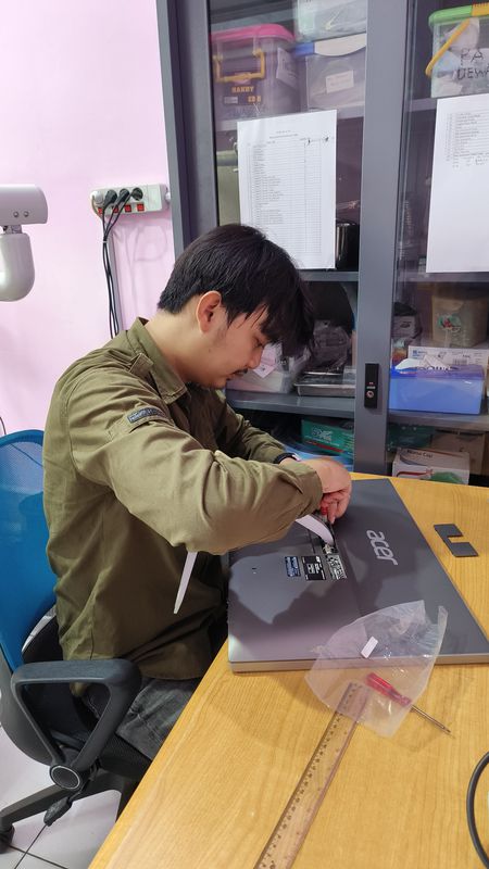 Jasa Instalasi LCD Monitor PC AIO