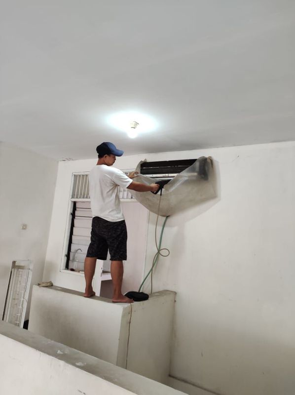 Jasa Service AC Split 2-2,5 PK