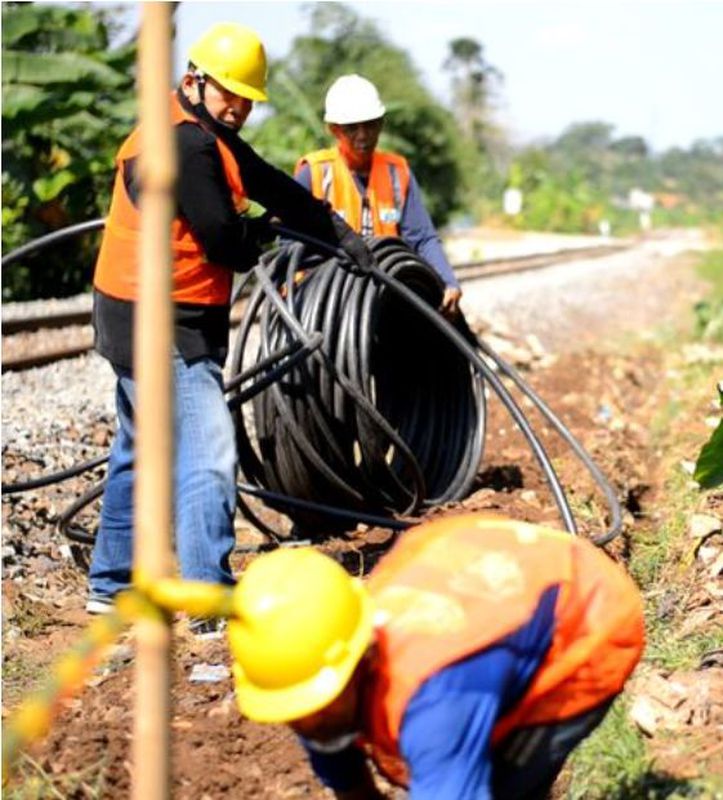 Jasa Penarikan Kabel Fiber Optic