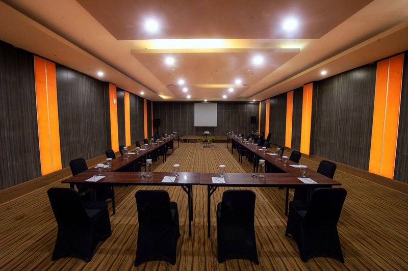 Sewa Aula Tuk Ruang Rapat