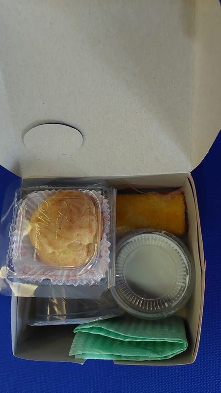 Snack , Teh dan Kopi