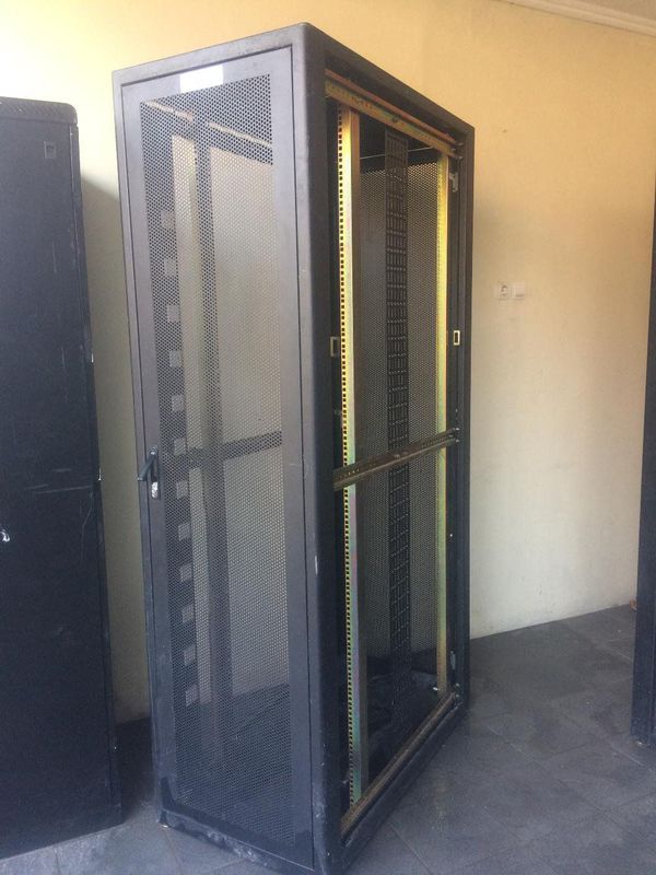 Rack Server 32U IR9032P