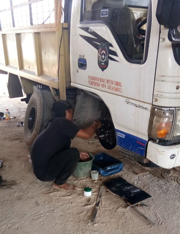 Jasa service rem 4 unit dan ganti joint sap bujur