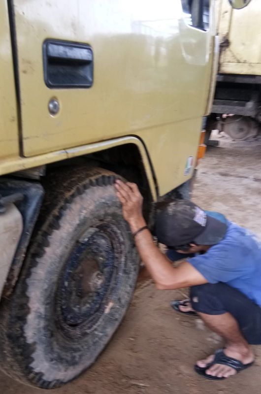 Jasa service rem dan pasang bearing dan seal roda