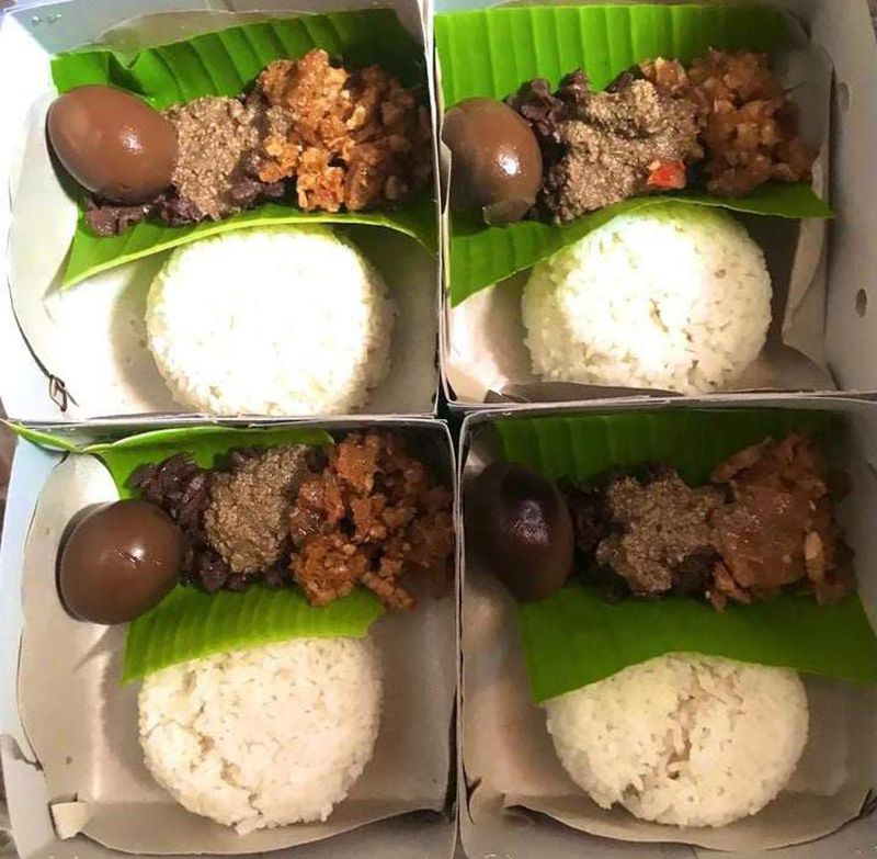 Nasi Gudeg Krecek Telur