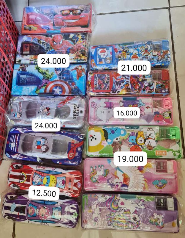 Dusgrib karakter - Karakter Komplit