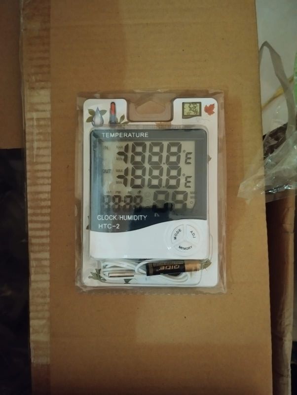 HTC-2 Termometer digital (untuk kulkas)