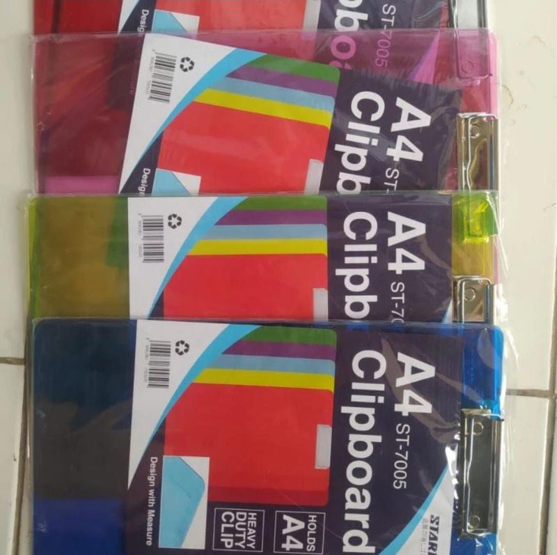 STR Papan Folio Transparan A4