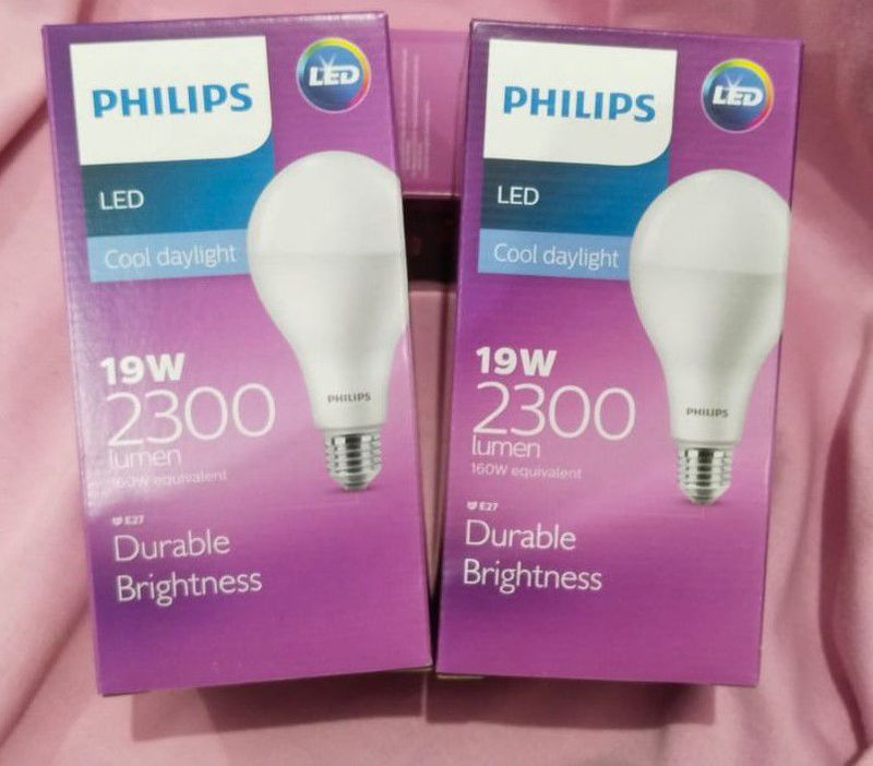 Lampu Bulb LED 19W Philips