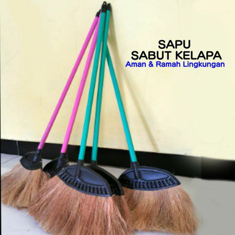 Sapu Sabut Tradisional