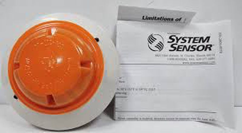 photoelectric smoke detector+base systemsensor 882 by honeywell