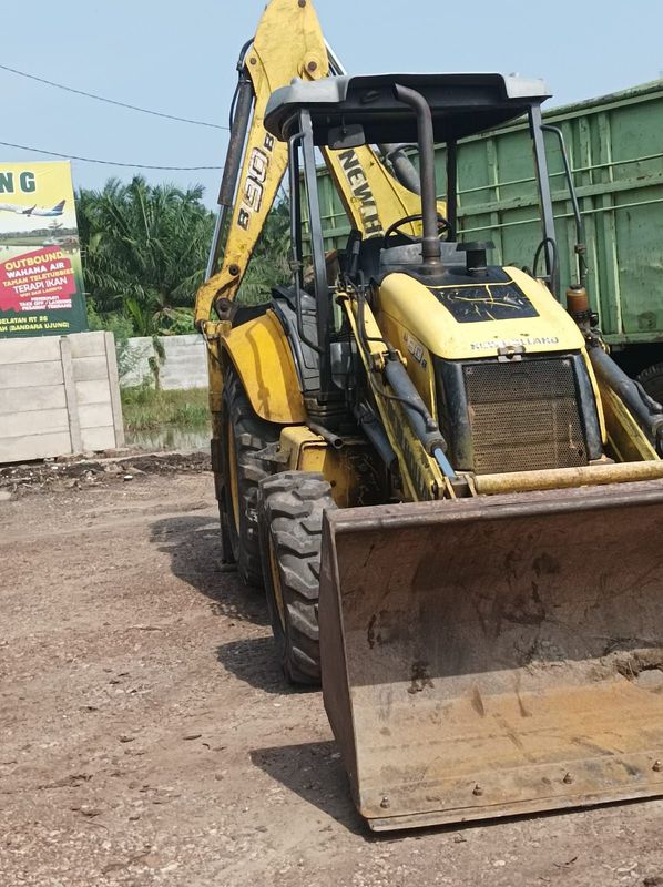 Beckhoe Loader JCB 3CX ( A ) - Sparepart Alat Berat