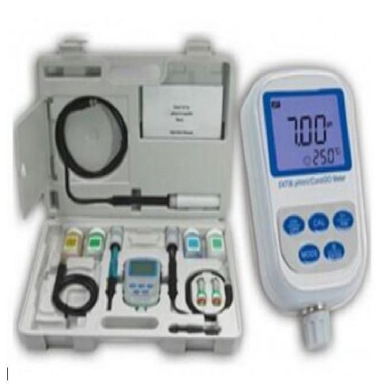 Portable pH / ORP / Conductivity / DO Meter