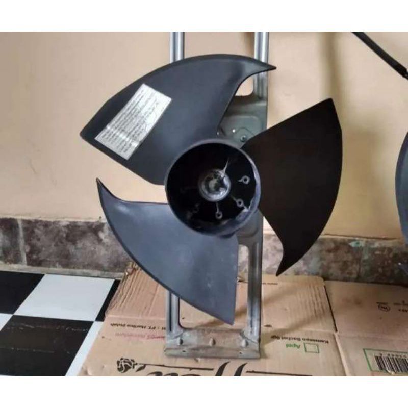 Kapasitor Fan Outdoor AC