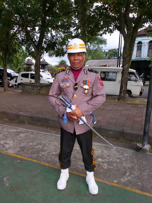 PAKAIAN DANPAS / PENGAWAL