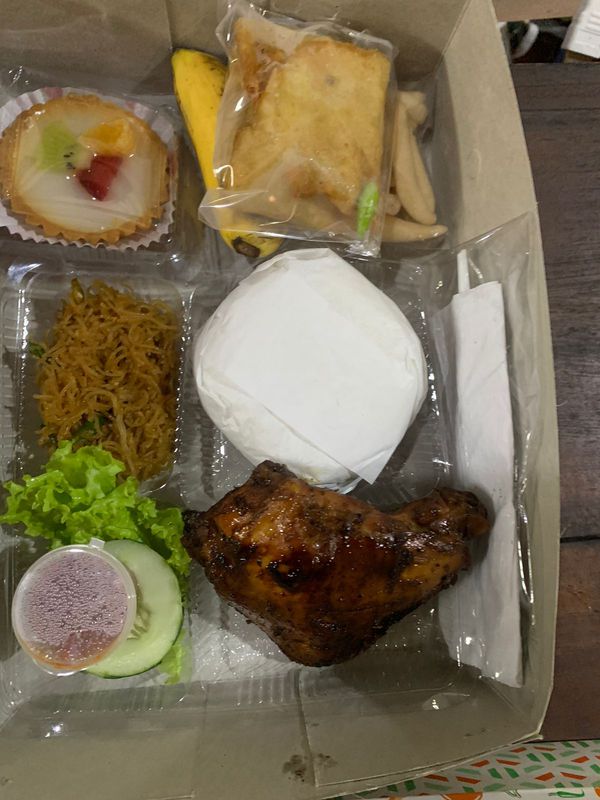 Nasi Box H